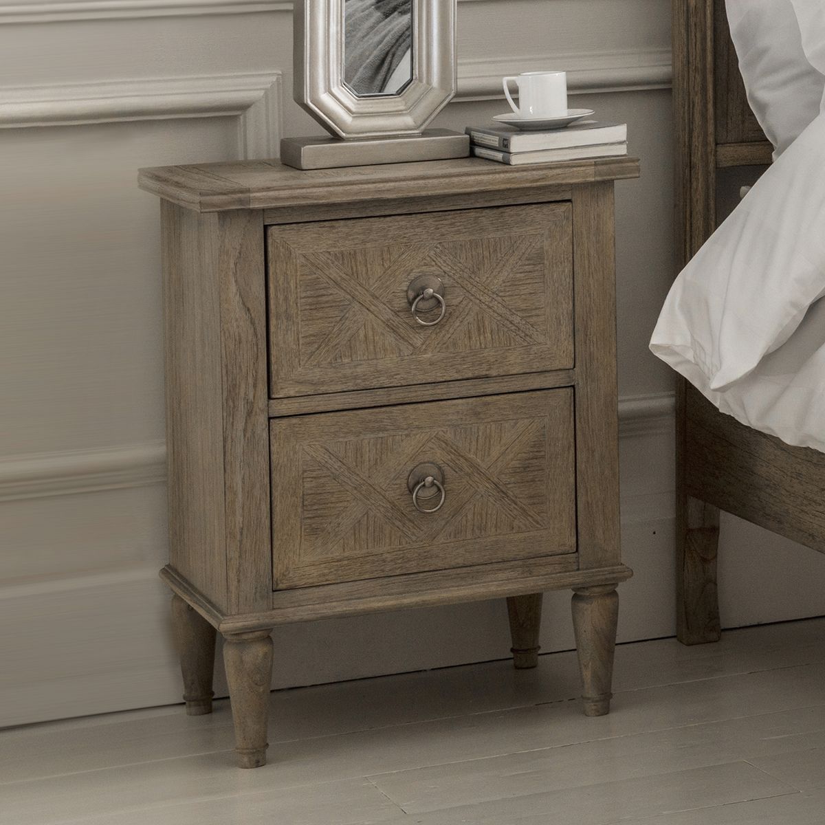 Mustique, sidebord/nattbord med 2 skuffer i mindy ash - Art of Home